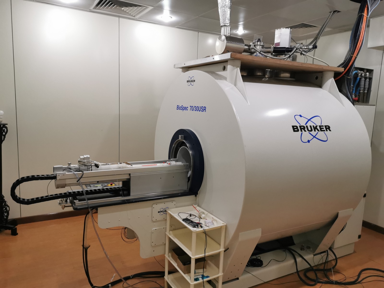 About us|About HMRRC| 华西磁共振研究中心